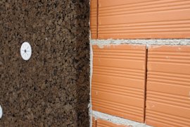 El corcho, los paneles de corcho y sus ventajas |ECOESMÁS|